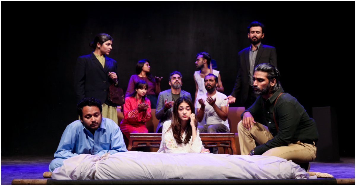Haute Review: 100 Din Chor Kay is a farce comedy play that will ...