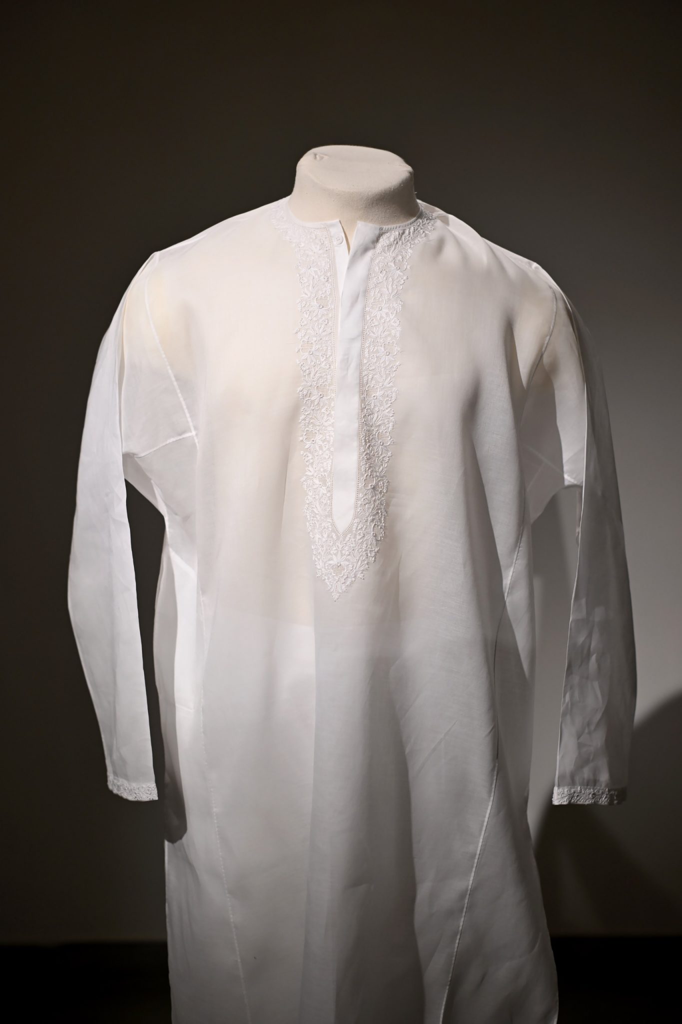 Pasha launches Zargar - An ode to malmal and the country’s craftsmen